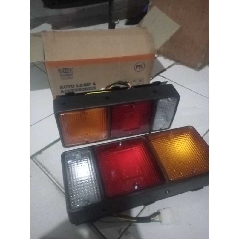 Jual LAMPU REM BELAKANG STOP LAMP COLT DIESEL CANTER 110 125 | Shopee ...