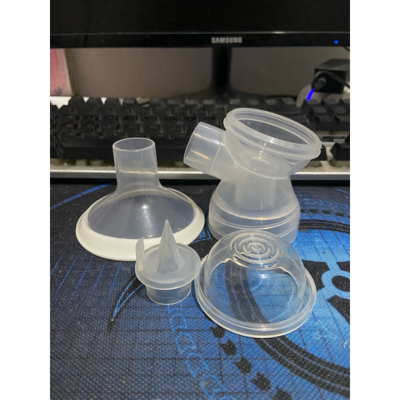 Jual Pompa asi Caredia preloved + extra Corong & Diafragma Valve ...