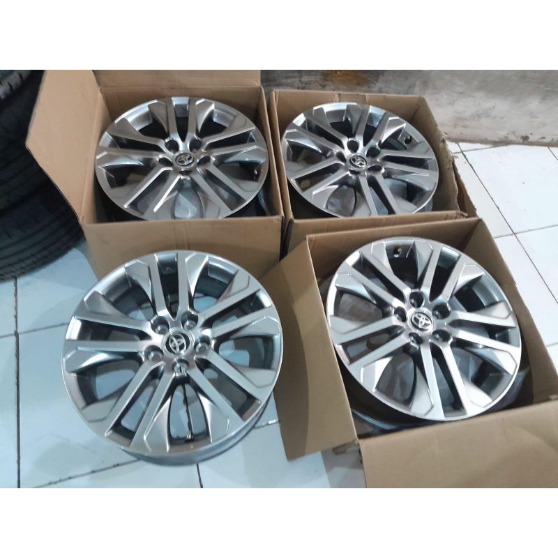 Jual Velg Original Toyota Innova Zenix Tipe Q Ring 18 Pcd 5x114,3 Pelek Oem Innova Zenix R18 ...