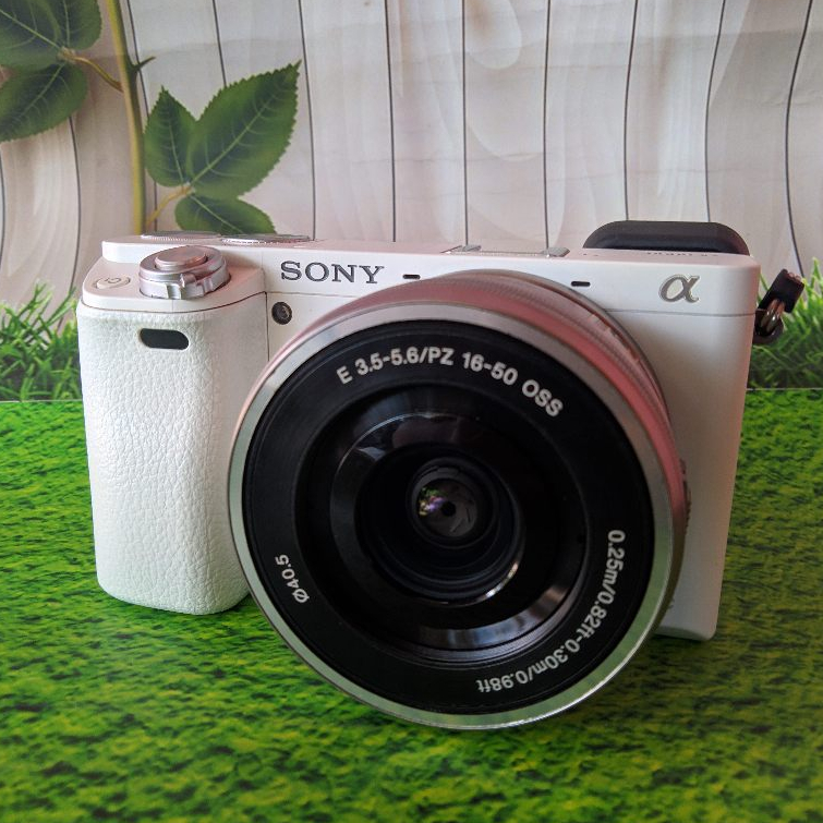 Jual Kamera Mirrorless Sony a6000 White Fullset bukan a6100 a6400 a6100 ...