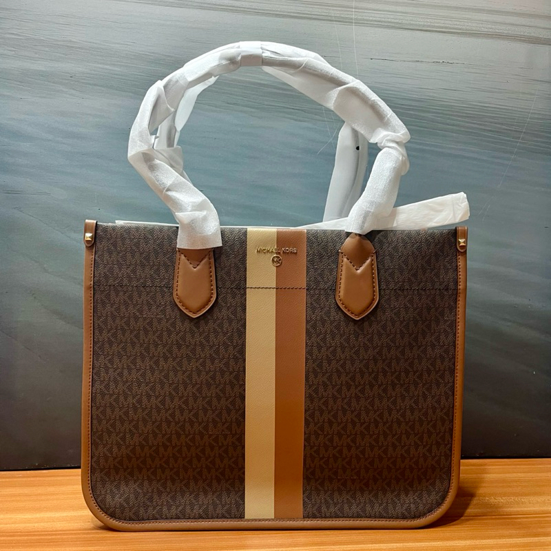 Jual MK Heidi Large Signature Logo Stripe tote bag | Shopee Indonesia