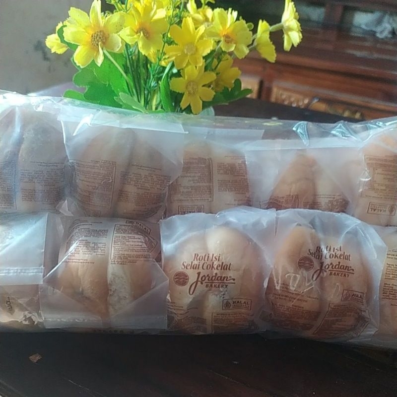 Jual ROTI JORDAN / ROTI ISI SELAI COKLAT / ROTI / 1 BALL ISI 10 PACK ...