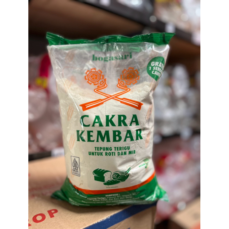 Jual bogasari tepung terigu cakra kembar kemasan pabrik kemasan 1 kg | Shopee Indonesia