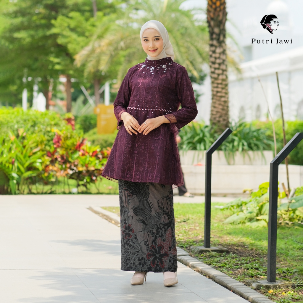 Jual Putri Jawi Official - Kebaya Modern Brukat Wisara Burgundy Rok ...