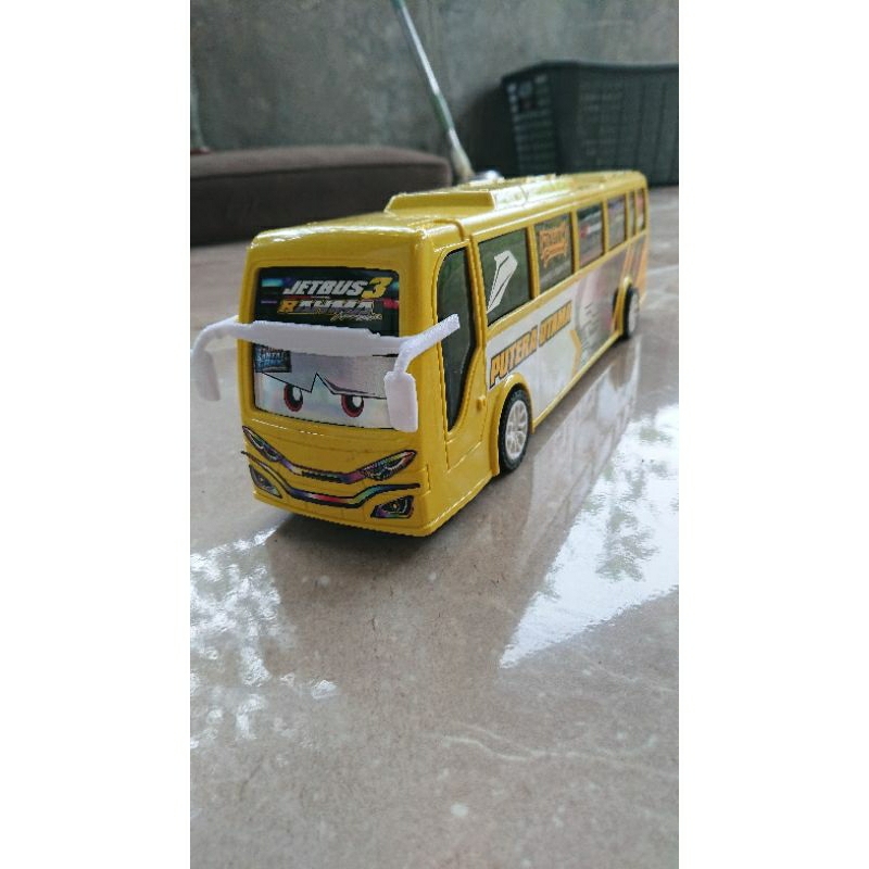 Jual miniatur bus Rahma Nursyifa kuning | Shopee Indonesia