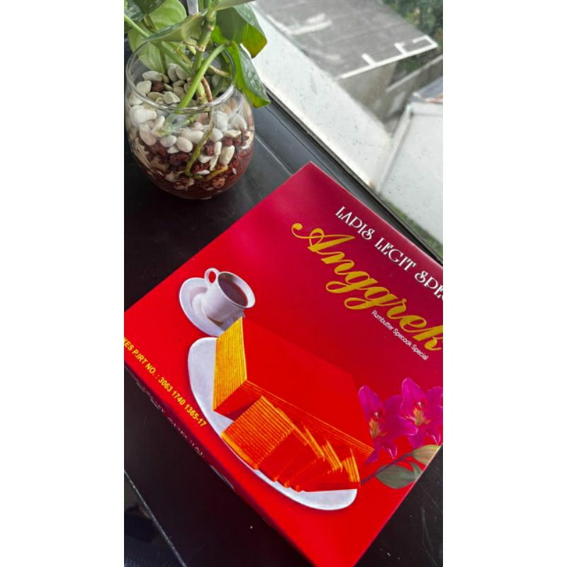 Jual lapis legit anggrek viral | Shopee Indonesia