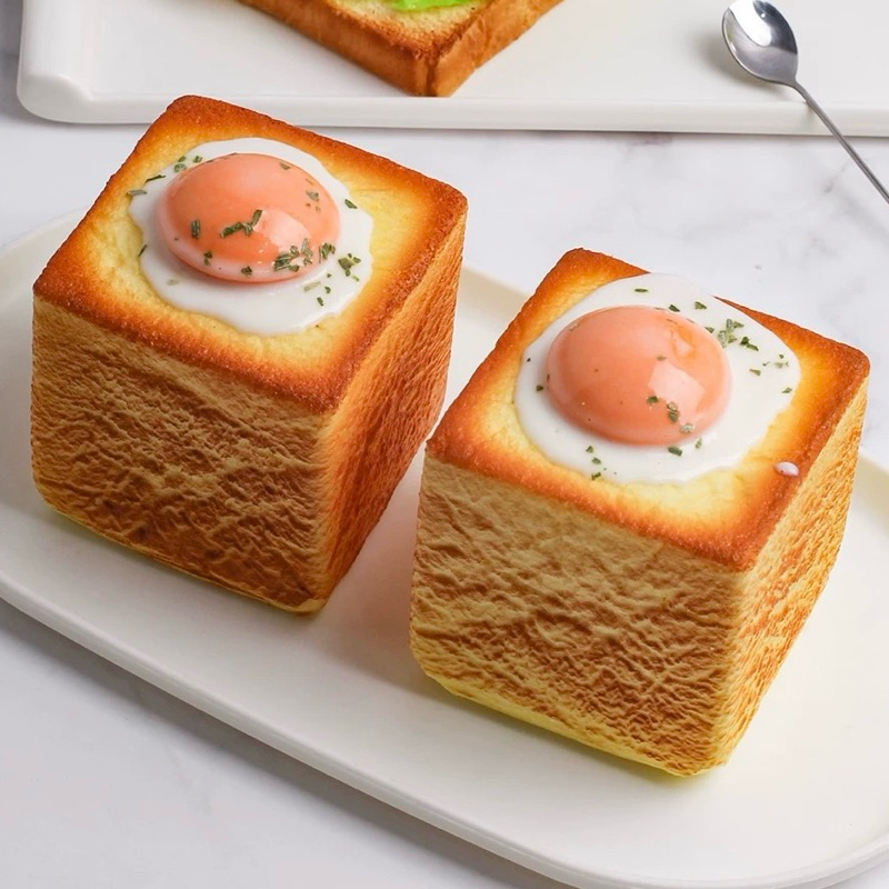 Jual Squishy Roti Egg Loaf Bread Realistic Mirip Roti Beneran Wangi ...