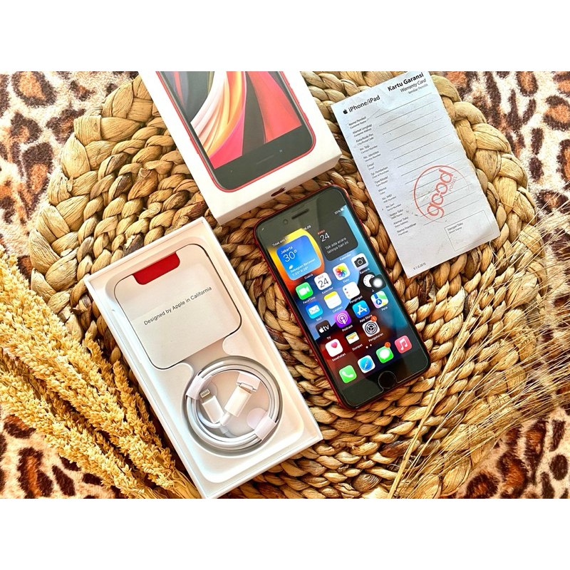 Jual Iphone SE 128gb 2020 ex iBox Indonesia Bebas Blokir IMEI | Shopee Indonesia