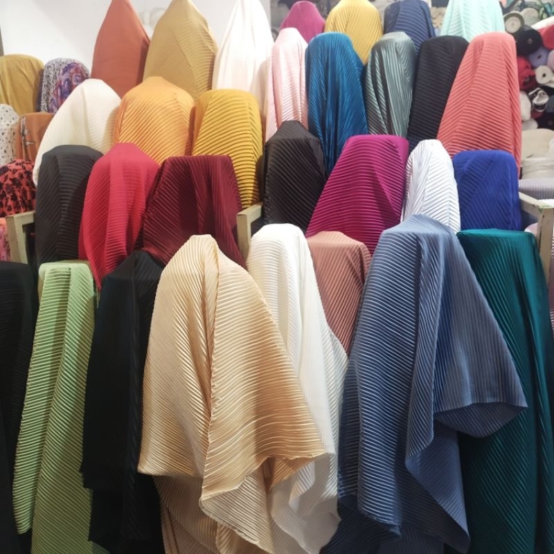 Jual Bahan kain Plisket Satin premium | Shopee Indonesia