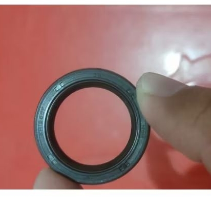 Jual OIL SEAL KRUK AS / SEAL CVT KIRI KERETA YAMAHA NMAX / AEROX / LEXI ...