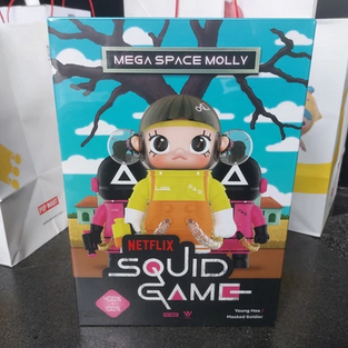 Jual Mega Space Molly Squid Game 400% + 100% set figure pop mart ...
