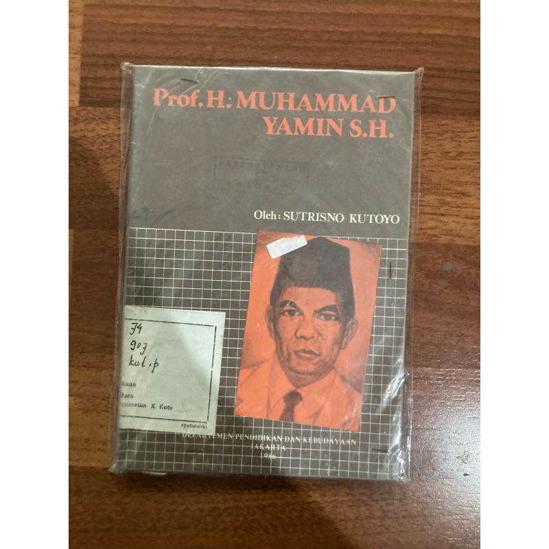 Jual Buku Prof.H.Muhammad Yamin S.H oleh Sutrisno Kutoyo | Shopee Indonesia