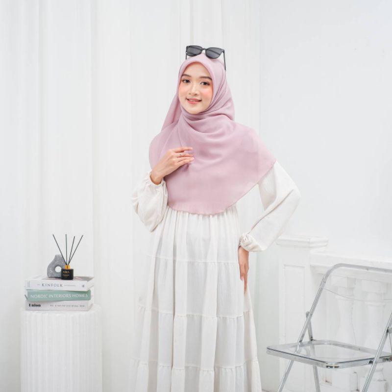 Jual robeelahijab/Hey-ji Segi Empat Malay Polycotton Premium Oval Syar'i 130x130cm | Shopee ...