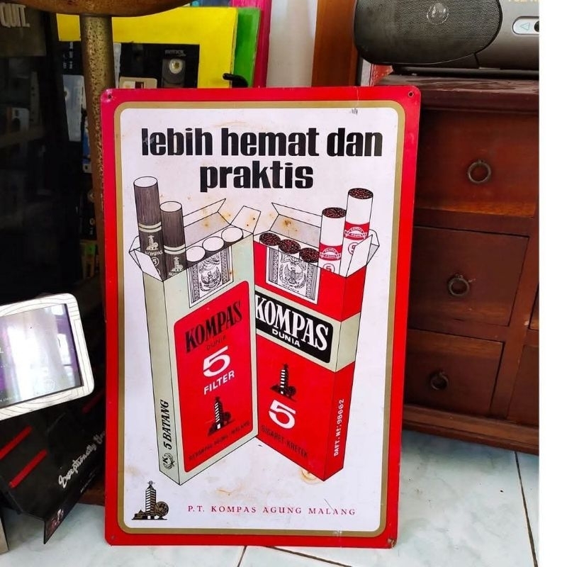 Jual Iklan Seng Kompas Jadul. Baru Stok Lama. Cafe Homestay | Shopee ...