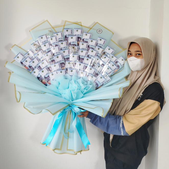 Jual Money Bouquet Simple (50-100Lembar) | Buket Uang Simpel Termurah ...