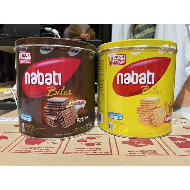Jual WAFER NABATI Bites KALENG CREAM 240GR | WAFER LEBARAN | | Shopee ...