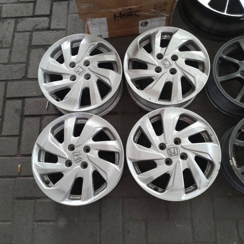 Jual Velg Oem Original Copotan Mobil Honda Mobilio Ring 15 R15 | Shopee Indonesia