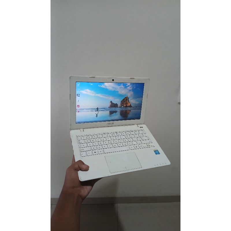Jual Notebook Asus X200MA - Second Normal | Shopee Indonesia
