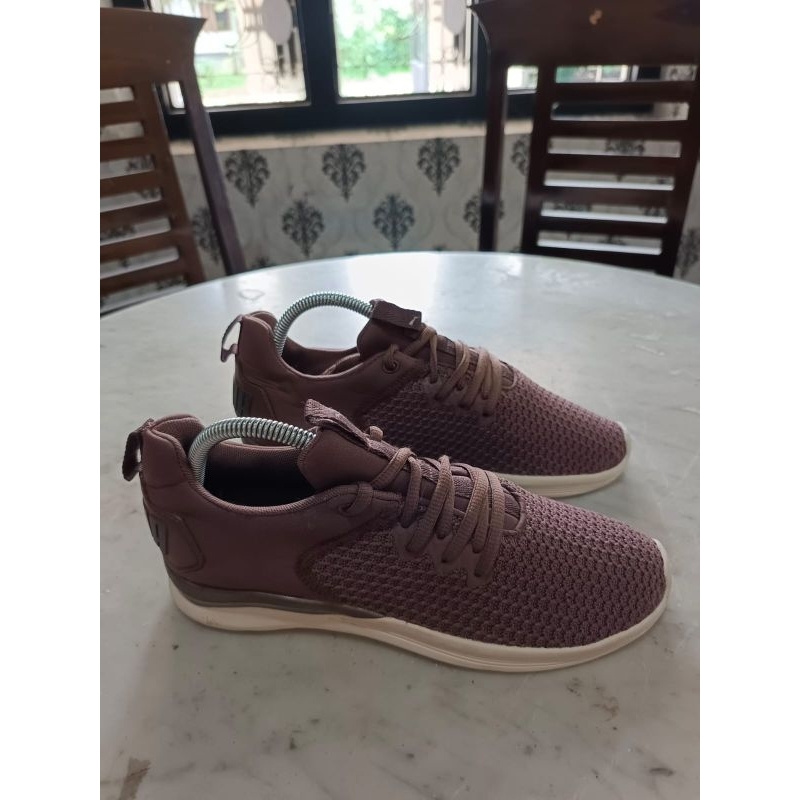 Jual Sepatu SECOND / BEKAS Size 38,5 | Shopee Indonesia