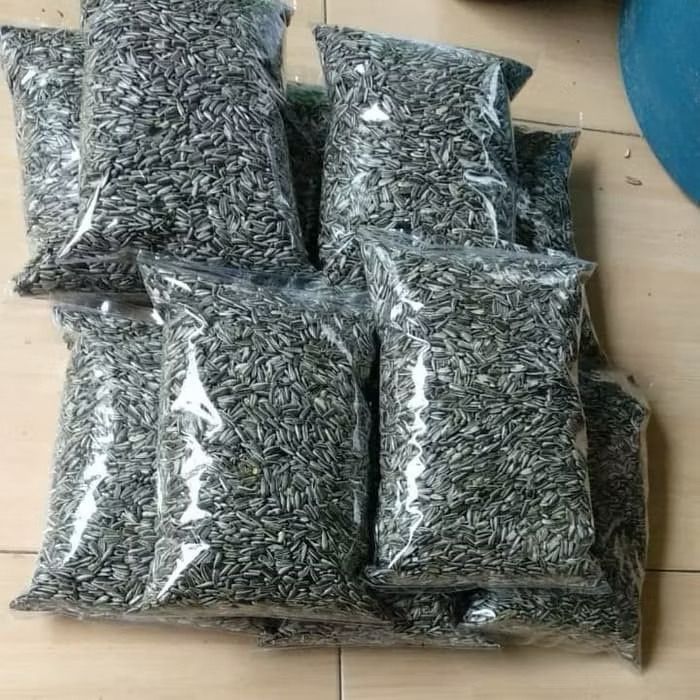 Jual kuaci/kwaci/kuwaci/pakan hamster/ burung (100 gram) cemilan sehat ...