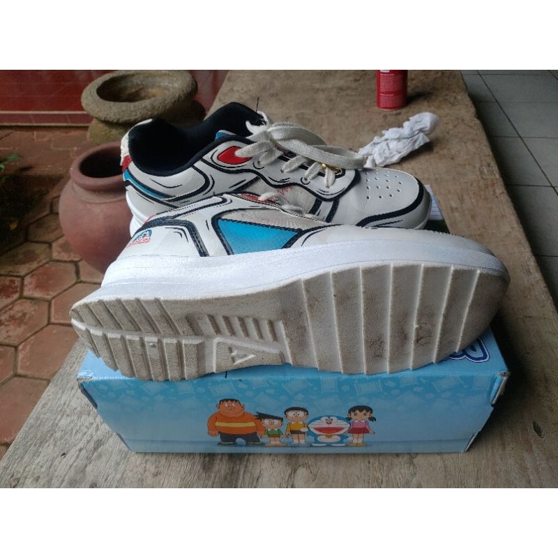 Jual aerostreet Doraemon size 42 | Shopee Indonesia