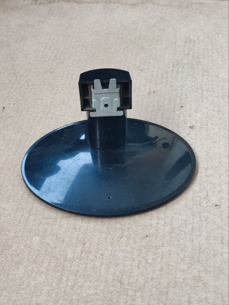 Jual dudukan stand kaki monitor WEARNES WL18W ( model no: TFT19W80PS1 ...