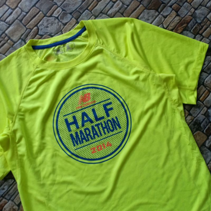 Jual Jersey kaos Running preloved original Official tag | Shopee Indonesia