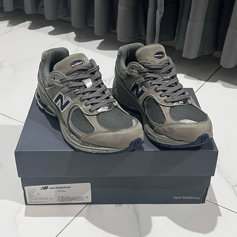 Jual New Balance 2002R Light Grey ML2002RA Original Resmi PT MAP ...