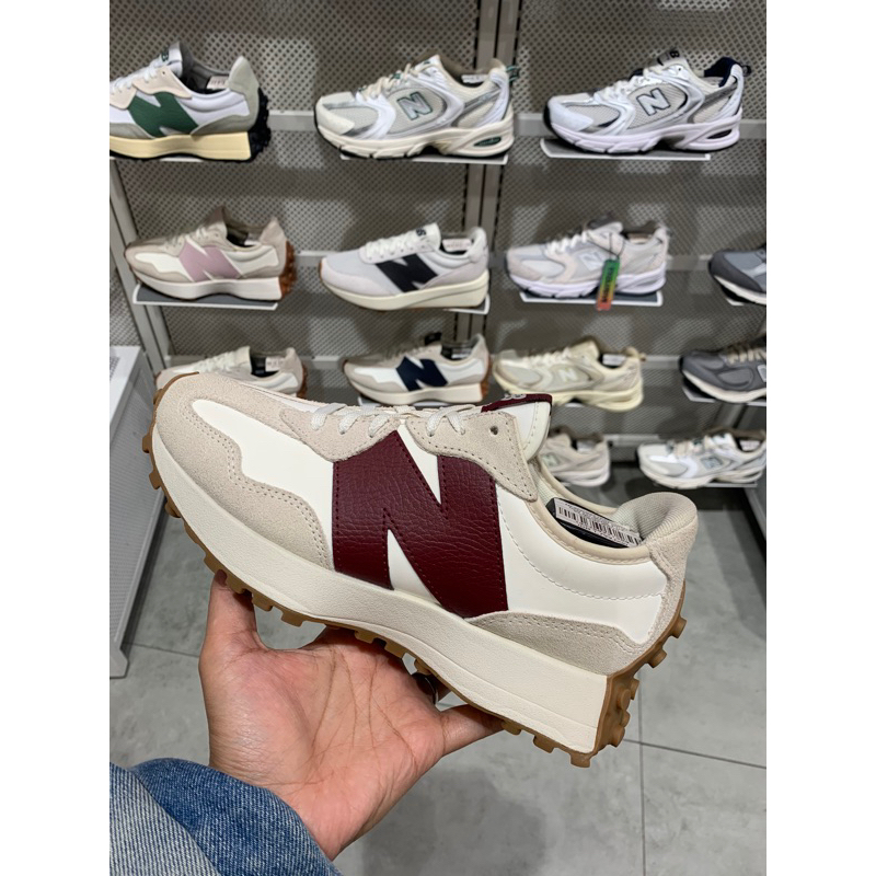 Jual NEW BALANCE 327 - CREAM MAROON | Shopee Indonesia