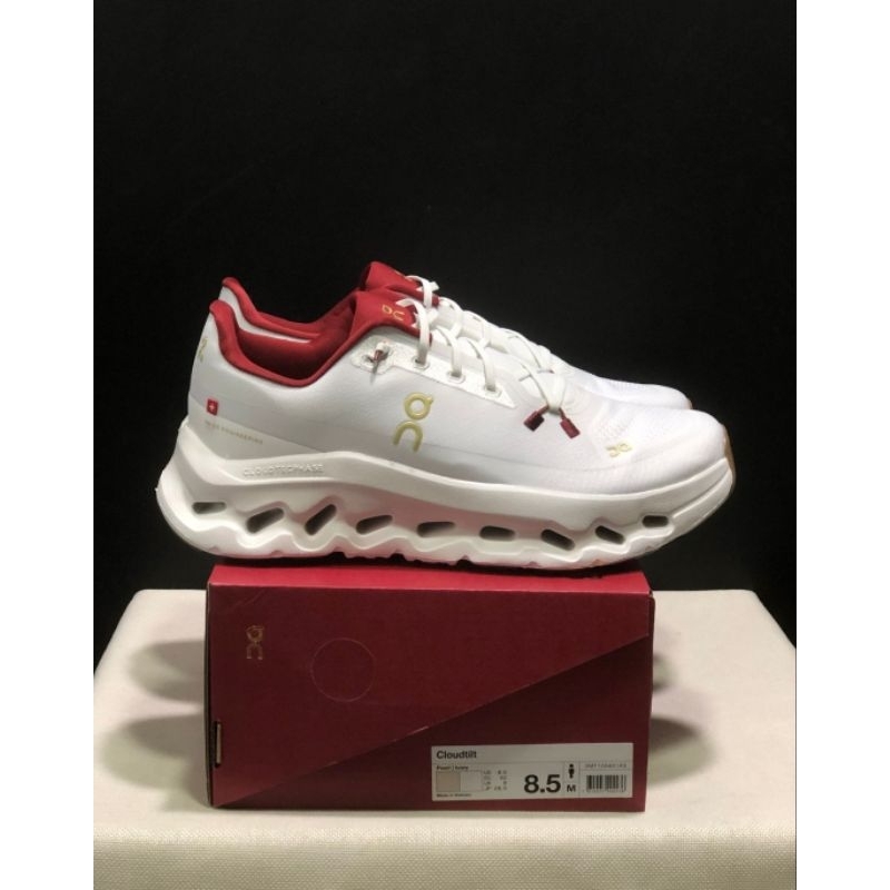 Jual On Cloud CNY White red | Shopee Indonesia