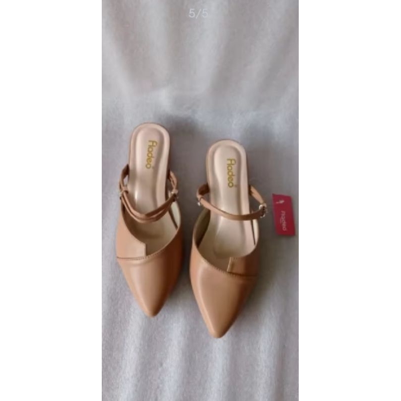 Jual sendal hils sambung kacang.. | Shopee Indonesia