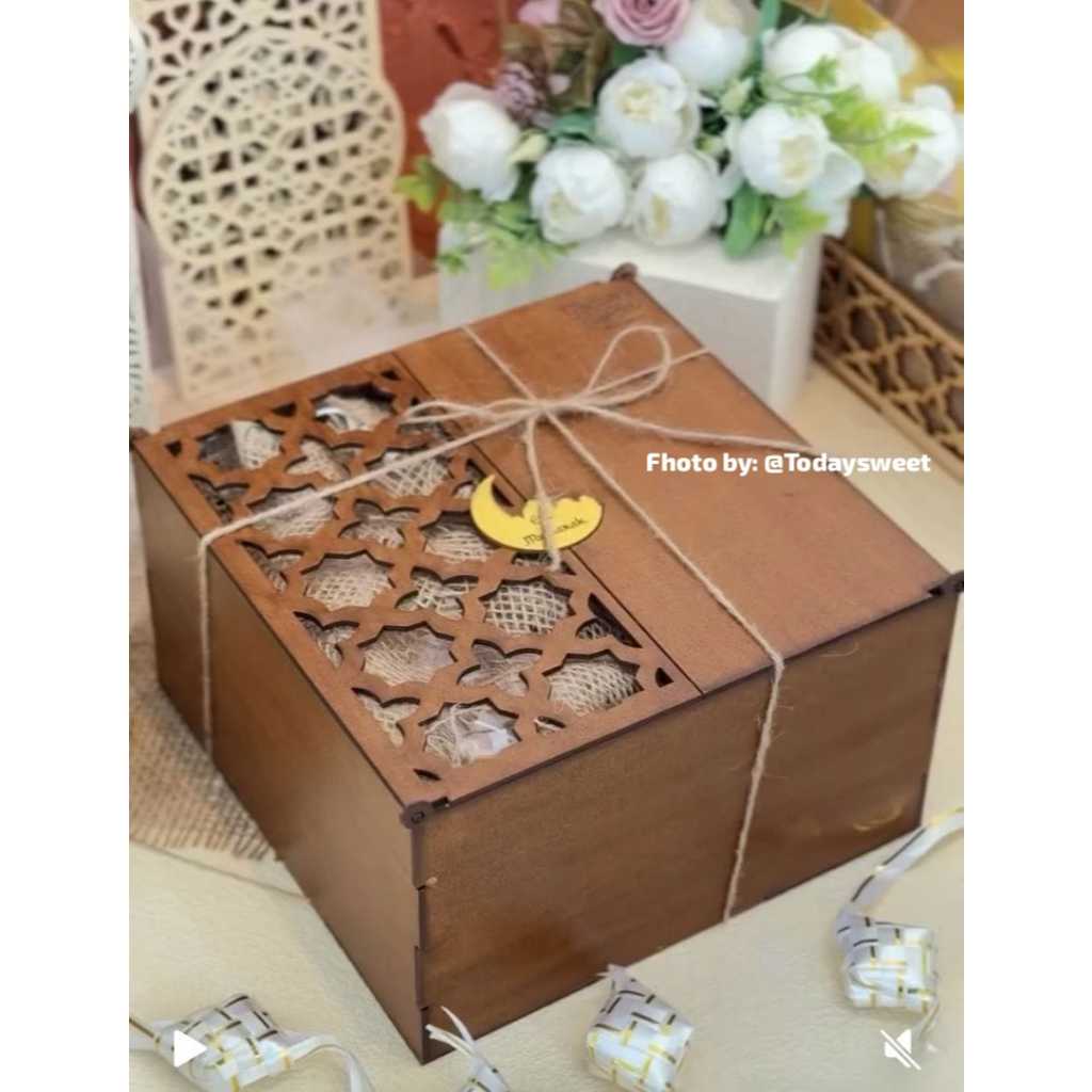 Jual BOX HAMPER MODEL M3 | HAMPERS EID MUBAROK UKURAN 22X22X8 DAN ...