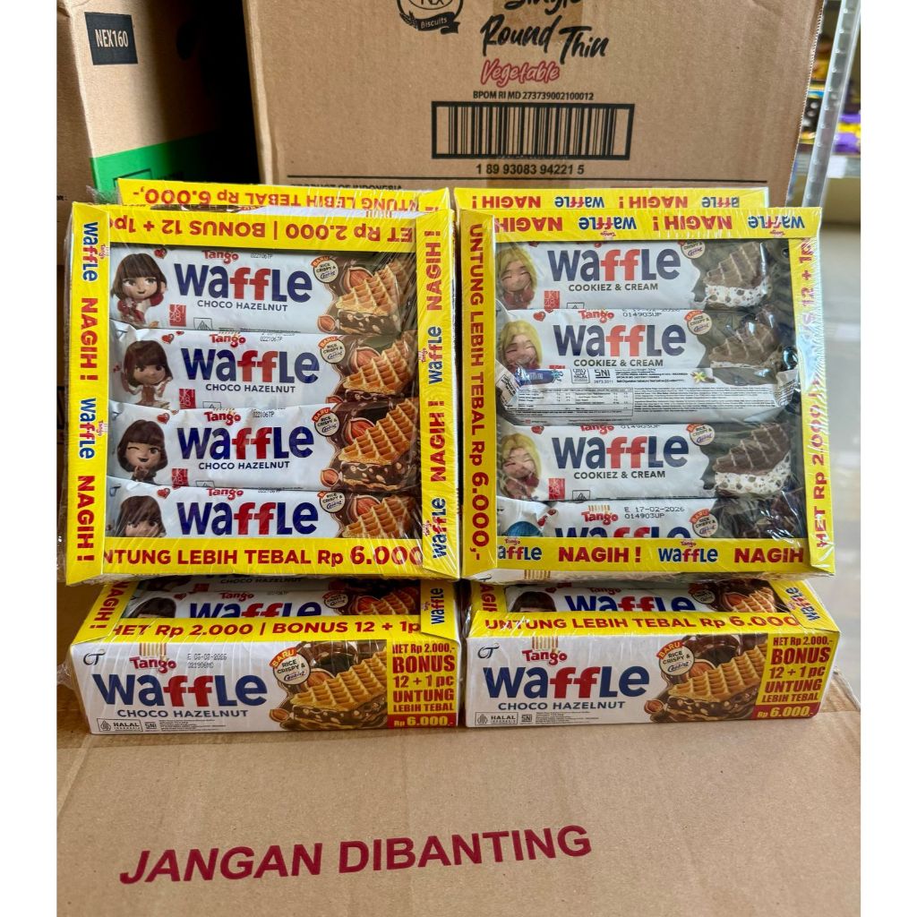 Jual Waffle Chocohazelnut 1 dus isi 8 box | Shopee Indonesia