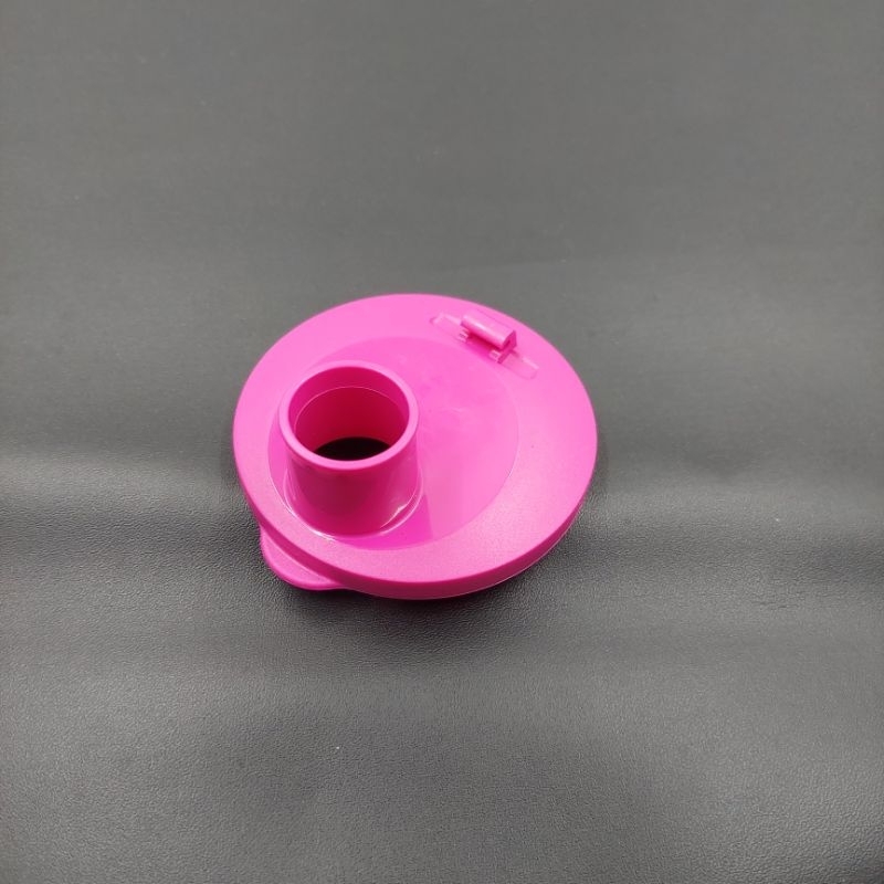 Jual Tupperware Seal Spout Giant Tumbler | Tutup Tumbler Tupperware ...