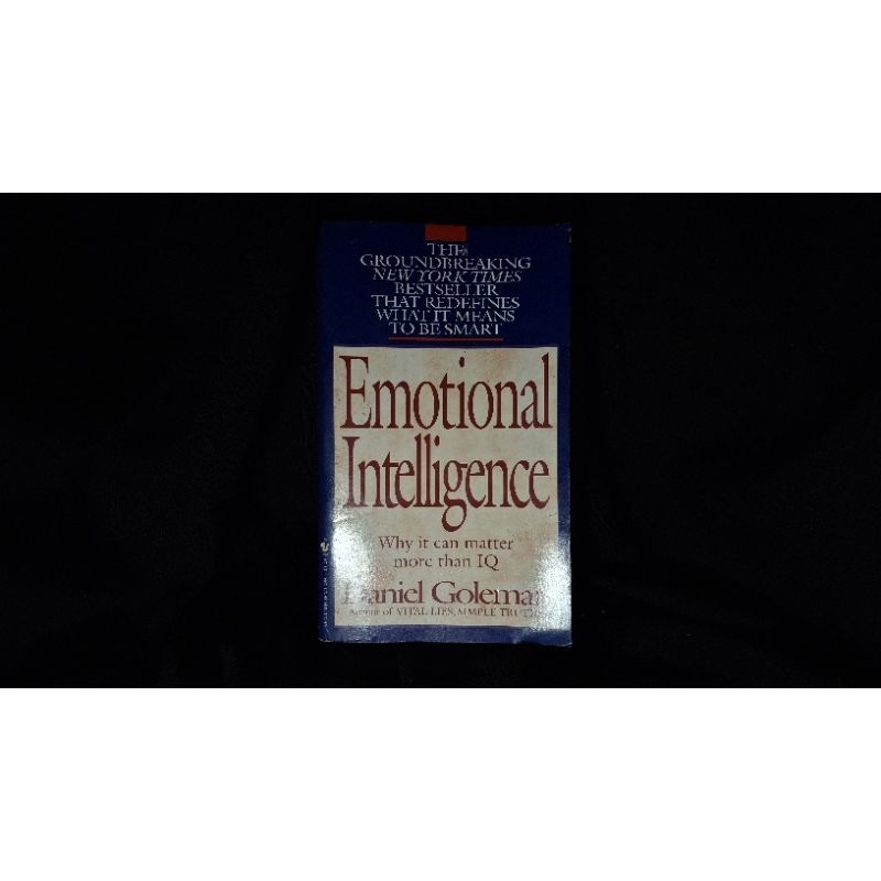 Jual Emotional Intelligence - Daniel Goleman ENGLISH ORIGINAL PRELOVED | Shopee Indonesia