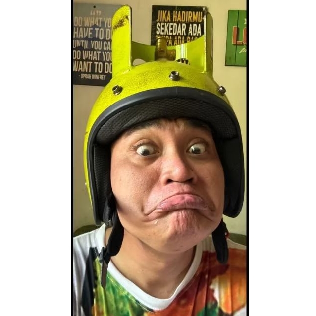 Jual Helm Helem Gas Lpg Dewasa Helm Bogo Retro Tabung Gas LPG 3kg ...