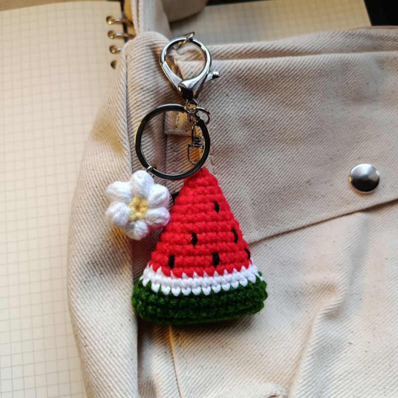 Jual (BUY AND DONATE) Watermelon Keychain | Gantungan Kunci Semangka ...