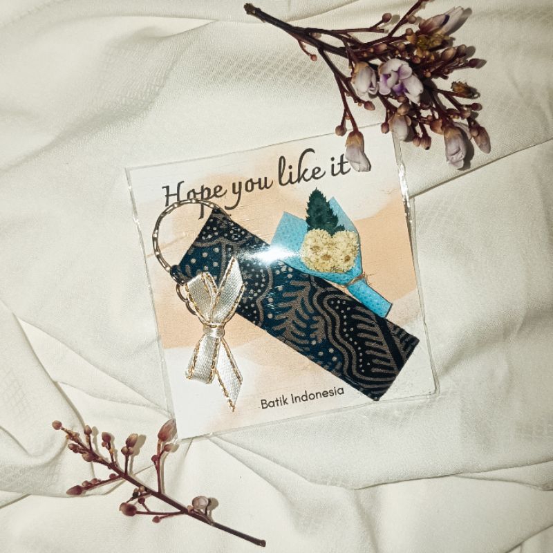 Jual Mini Gift Gantungan Kunci Batik / Keychain Batik (Custom tulisan ...