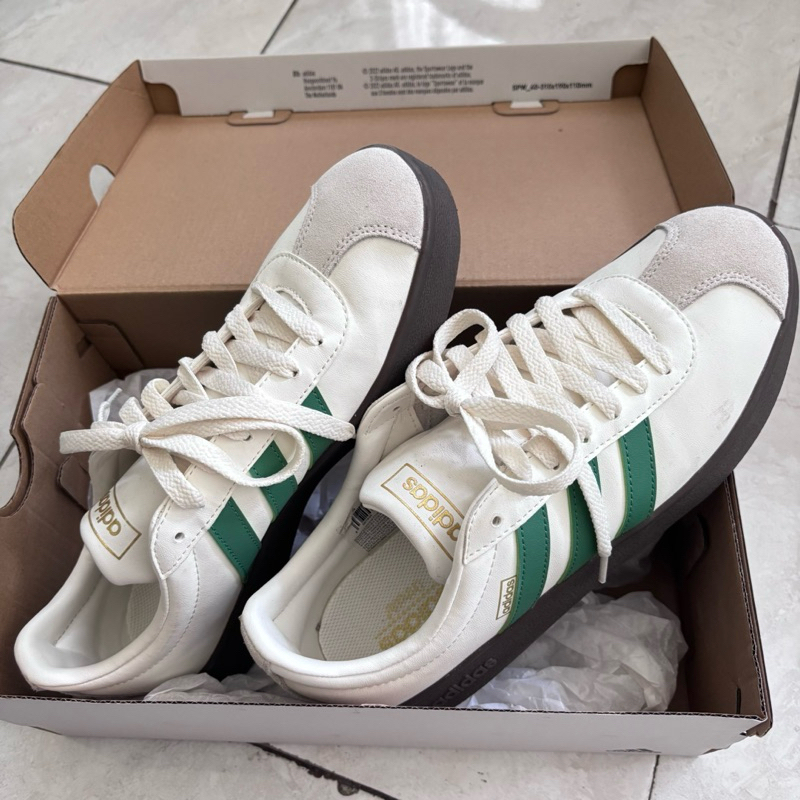 Jual [PRELOVED] Adidas Skateboarding & Lifestyle VL Court Classic Shoes ...