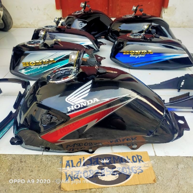 Jual tangki Tiger Revo tutup ninja Setriping di lapisin pernis clear ...