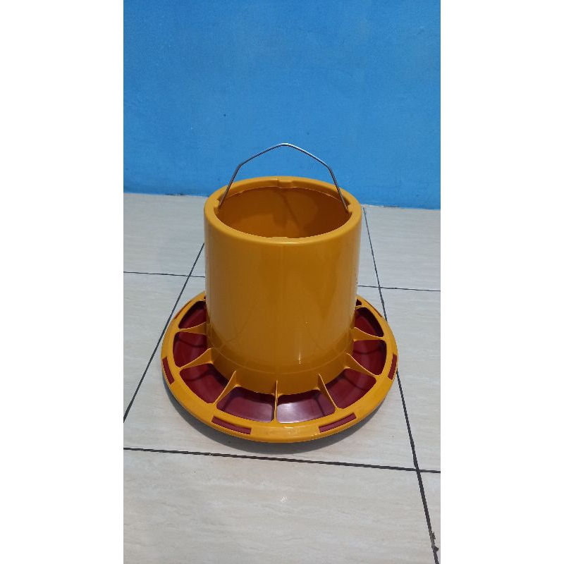 Jual super feeder/tempat pakan ayam look B kandang ayam | Shopee Indonesia