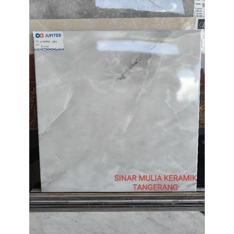 Jual Keramik 50x50 Lantai Glossy Ukuran 50x50 Jupiter Amadora Grey ...