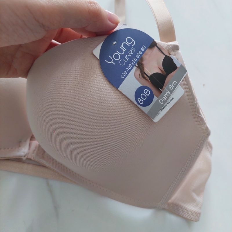 Jual Young curves Demi Bra Pushup Busa Tebal Wireless Beige 36B | Shopee Indonesia