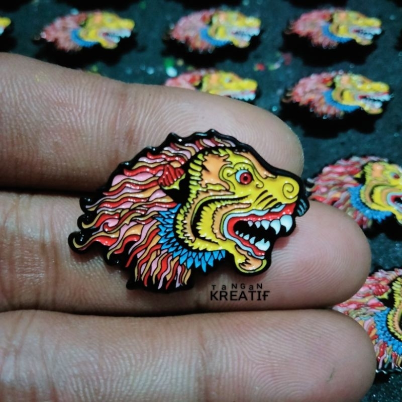 Jual pin enamel custom black soft | Shopee Indonesia