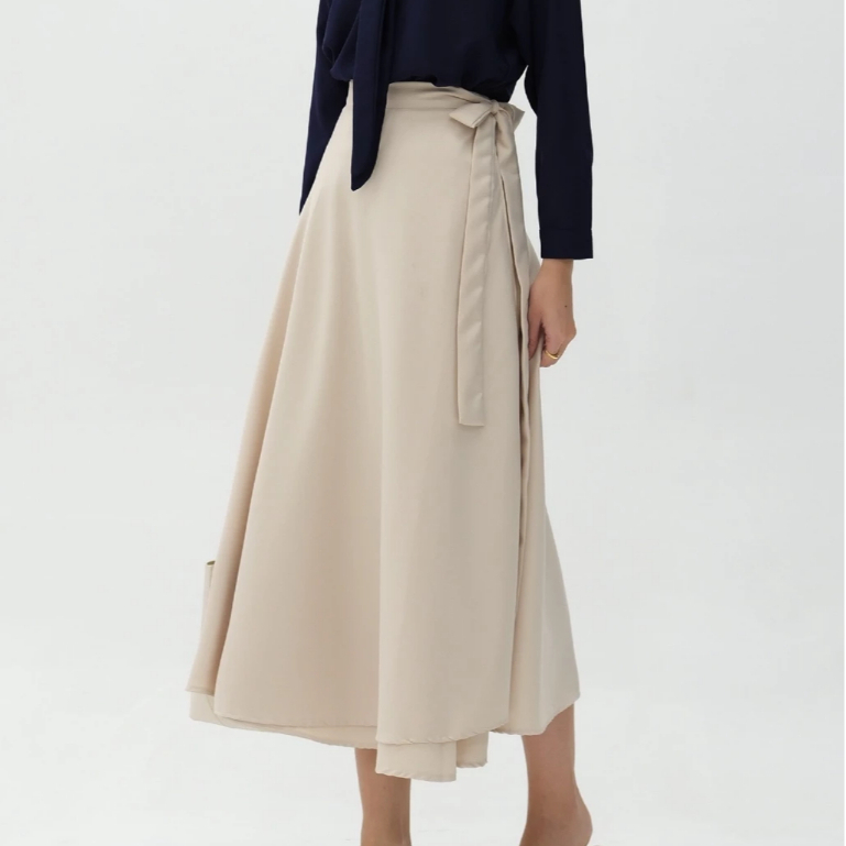 Jual Rok Korean Style Lilit Flare Pants - Himari Skirt - Rok Satin Silk ...