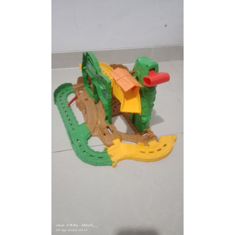 Jual Thomas and friends trackmaster jungle quest | Shopee Indonesia