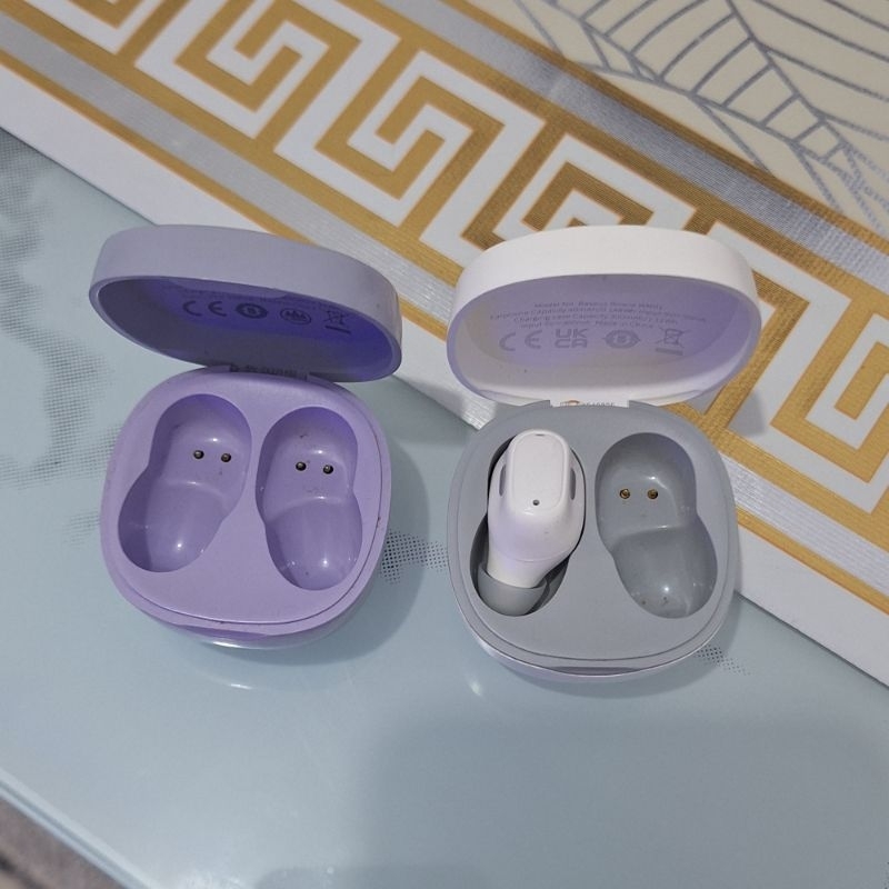 Jual Charger Case Baseus WM01 dan Earbuds Kiri Putih Ungu | Shopee ...