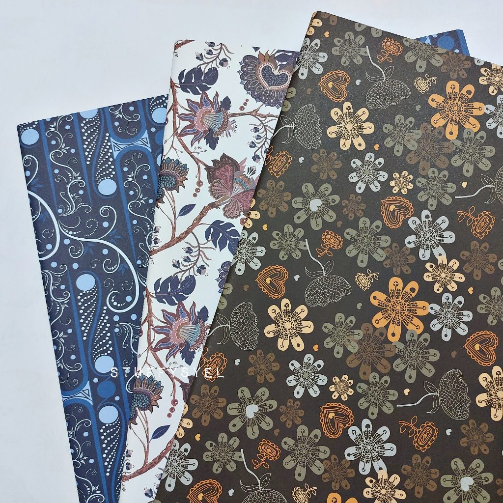 Jual Kertas Kado BATIK CORAK Bungkus Kado sansan wawa | Shopee Indonesia