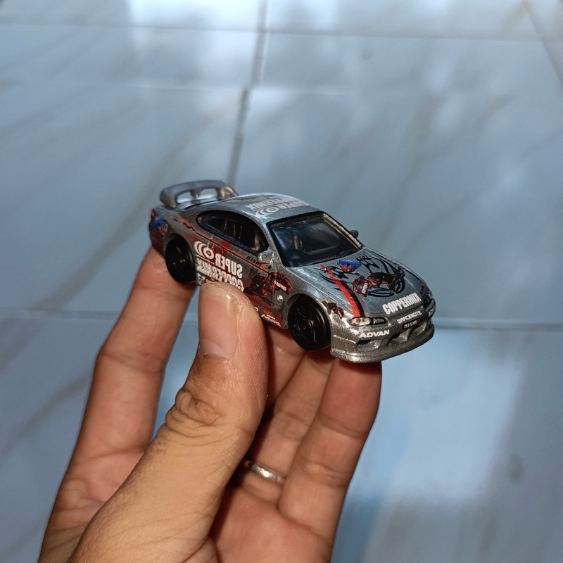 Jual Hotwheels Premium Nissan Silvia S15 Nismo R-Tune Proto dari seri Boulevard | Shopee Indonesia