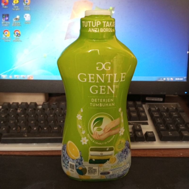 Jual Gentle Gen Detergent Cair 700ml Botol All Varian | Shopee Indonesia